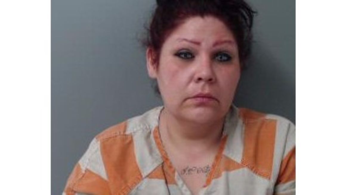 Mujer traficaba migrantes indocumentados por Laredo; quería ganarse ...