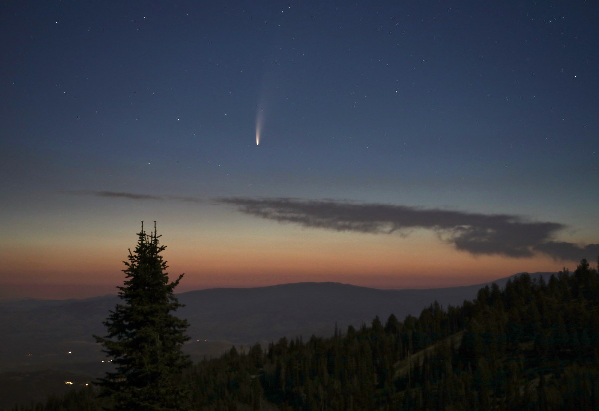 Hubble confirma que el mayor cometa jamás visto viene en dirección a la ...