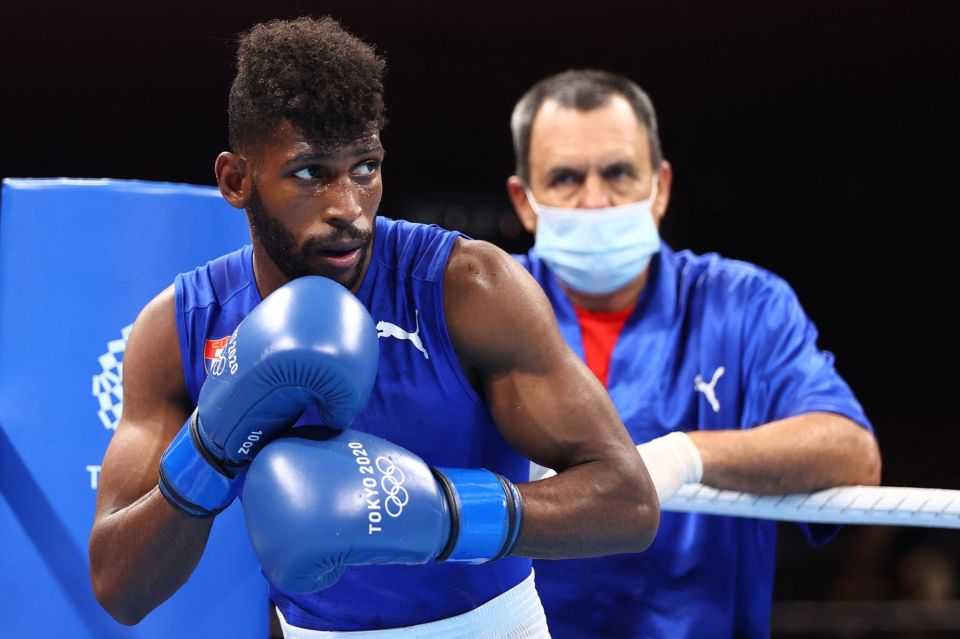 Boxeadores cubanos podrán pelear de forma profesional y comercial tras ...