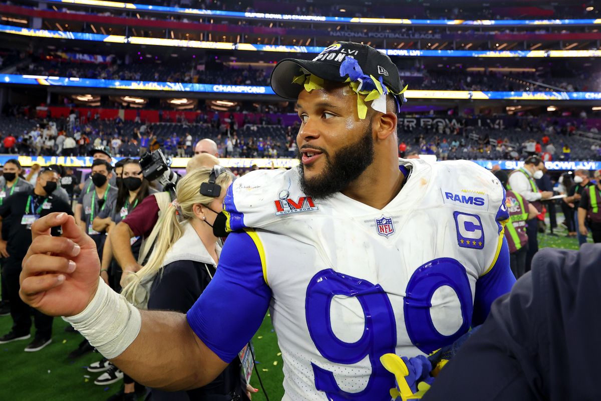Conoce la increíble mansión que Aaron Donald, estrella de los Rams ...
