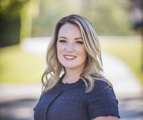 Por Lindsey Horvath para Supervisora del Condado - La Opinión