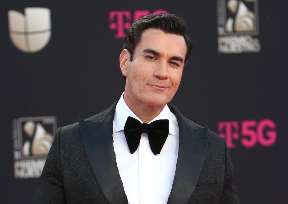 Exhiben video de David Zepeda tratando de ligar a una de sus seguidoras ...