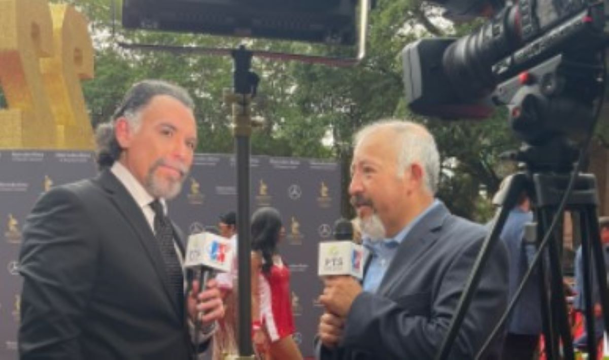 ¿Rugby in Spanish? Histórica transmisión de partido de rugby en español ...