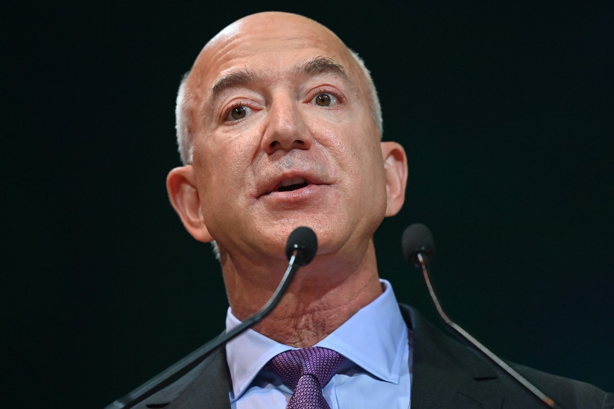 La Casa Blanca y Jeff Bezos se enfrentan por tema de impuestos e ...