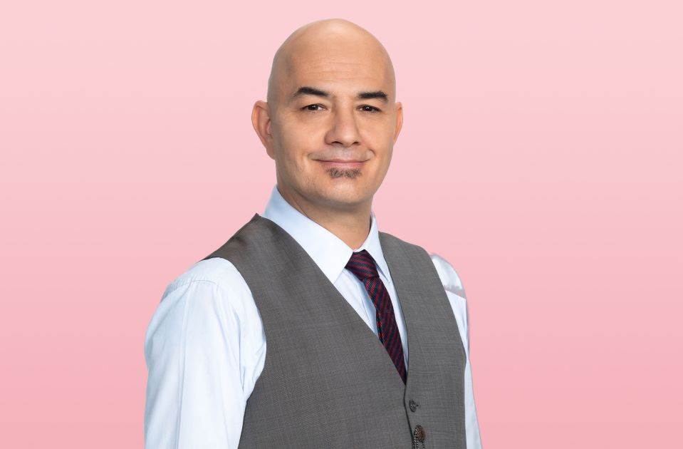 Julián Arango El Hugo Lombardi De ‘betty La Fea Ahora En ‘hasta Que