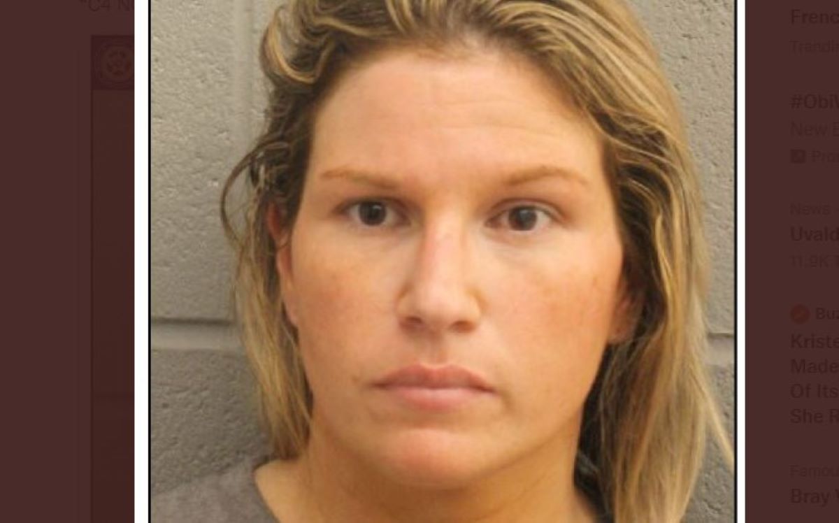 Policía: Abandonó a su niño en el interior de un vehículo para irse de ...