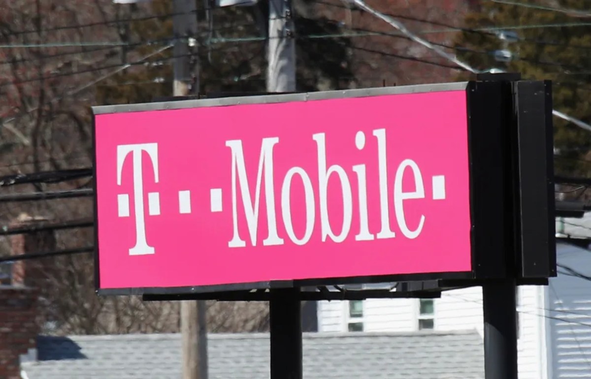 T-Mobile expande la programación en español de forma gratuita a sus ...