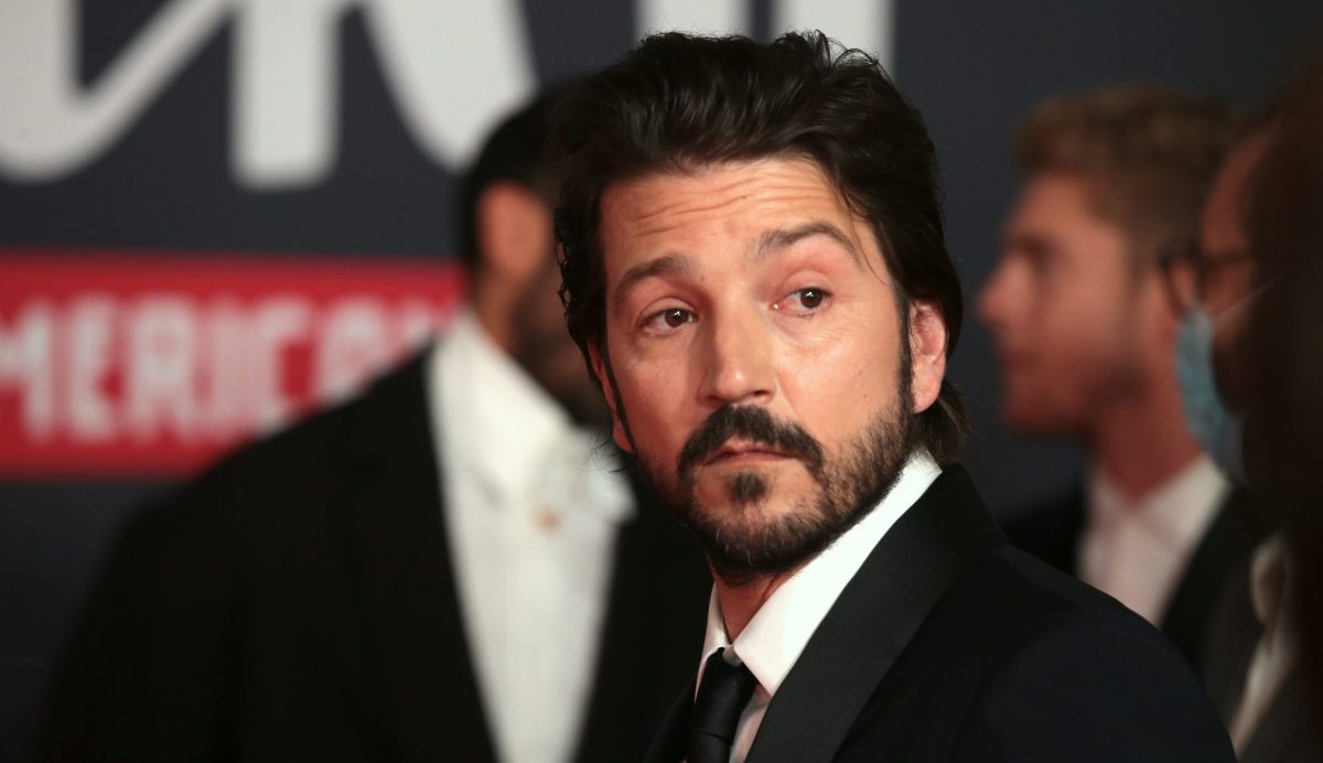 El papá de Diego Luna, Alejandro Luna, murió hoy a los 83 años de edad ...