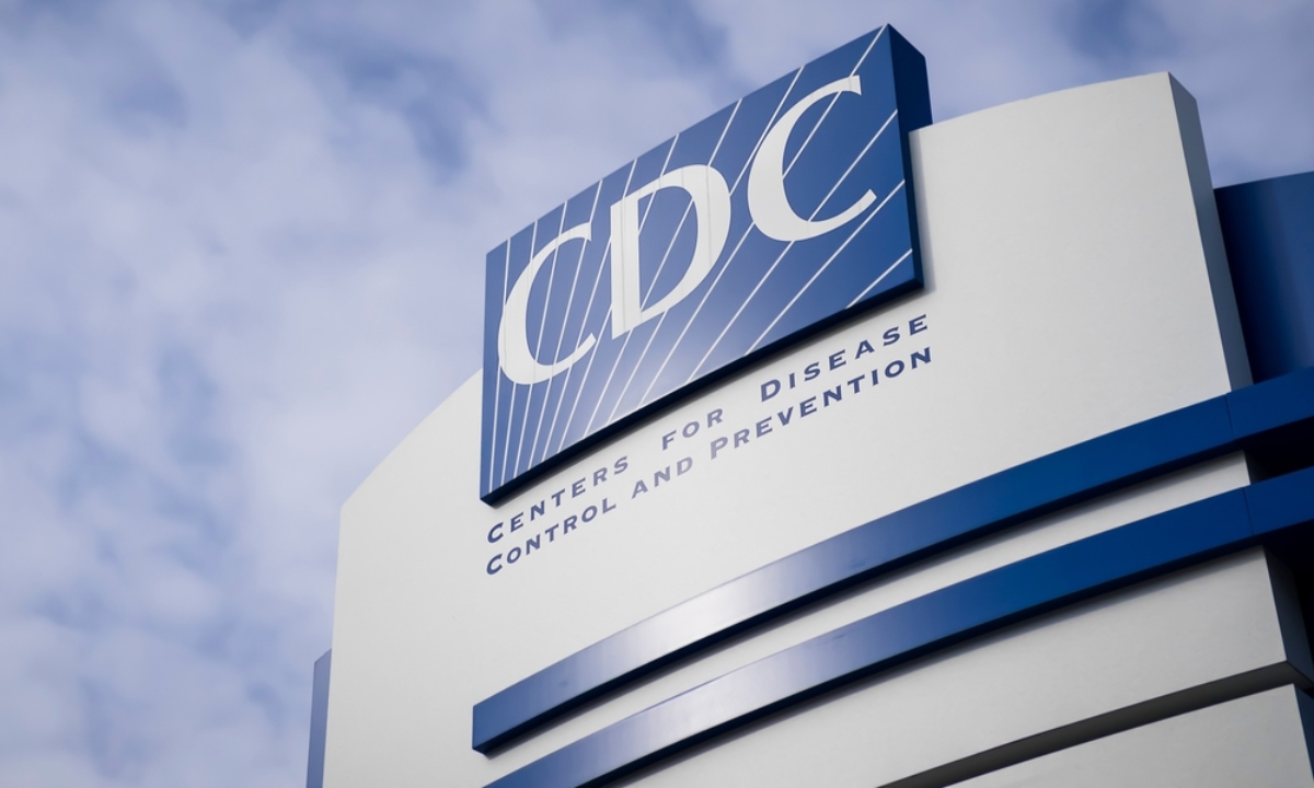 Los CDC actualizaron hoy su guía contra COVID-19: el virus ya no debe ...