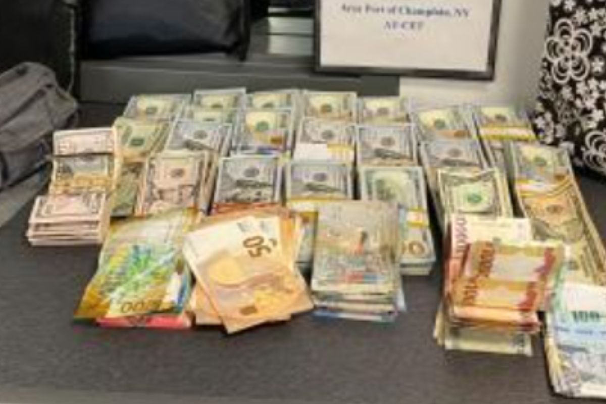 Fugitivo de la justicia fue detenido con $230,000; tenía la intención ...