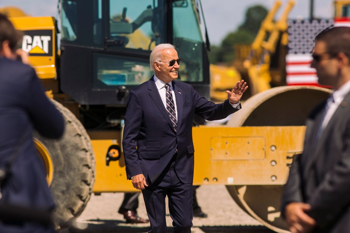Biden inaugura una planta en Ohio que producirá chips “hechos en ...