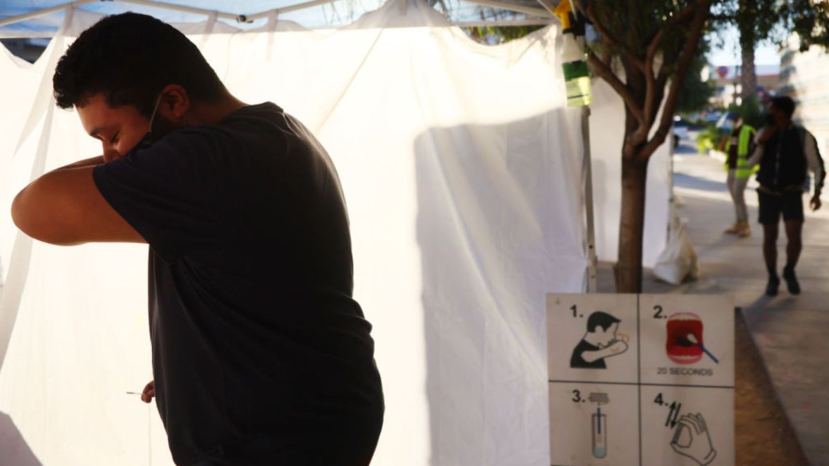 Hombre perdió su piercing, lo encontró cinco años después en su pulmón ...