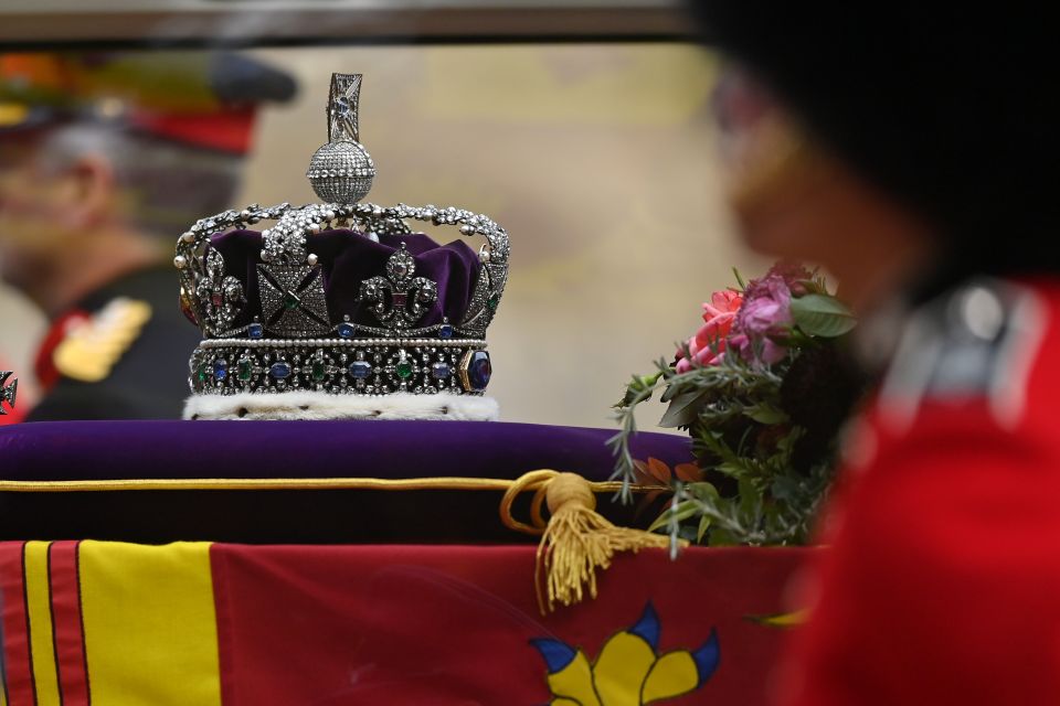 Reina Isabel II: cuánto costará visitar su tumba en el Castillo de ...