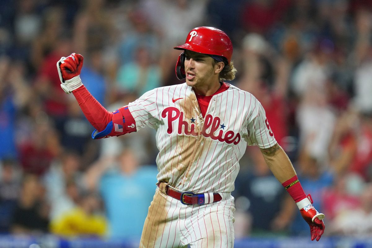 Novato de los Phillies Bryson Stott regala entradas a fanático para que ... Novato de los Phillies Bryson Stott regala entradas a fanático para que ...
