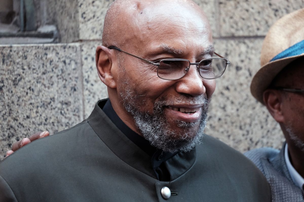 Nueva York pagará $26 millones a hombres condenados injustamente por ...