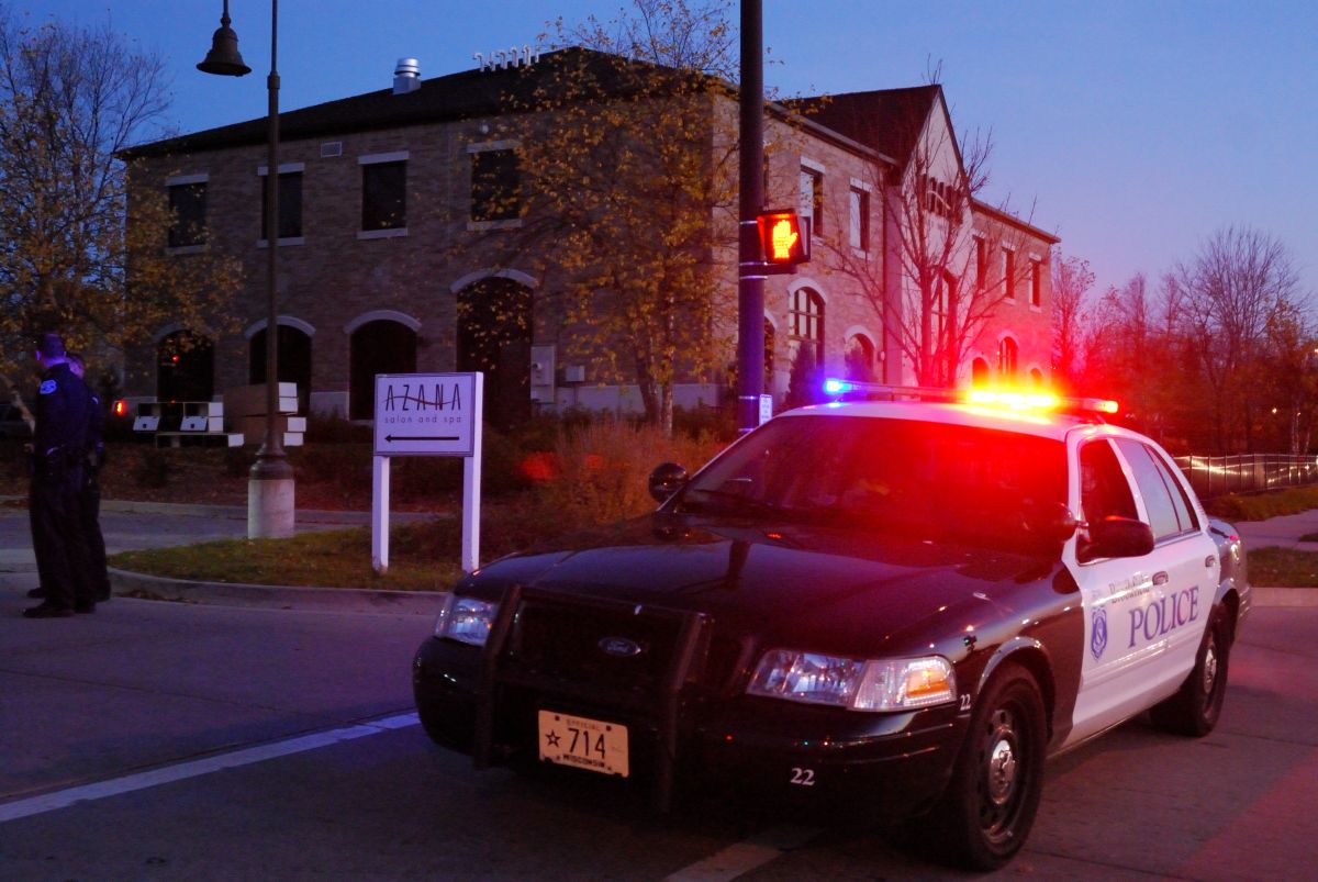 Video muestra a una mujer baleada 14 veces por su novio frente a sus hijos y sobrevivir el ...
