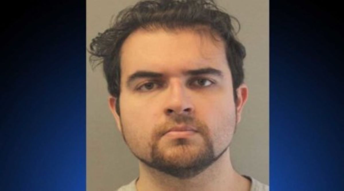 Quinceañera le mandaba fotos sexuales a su tutor; el hombre y ella ...