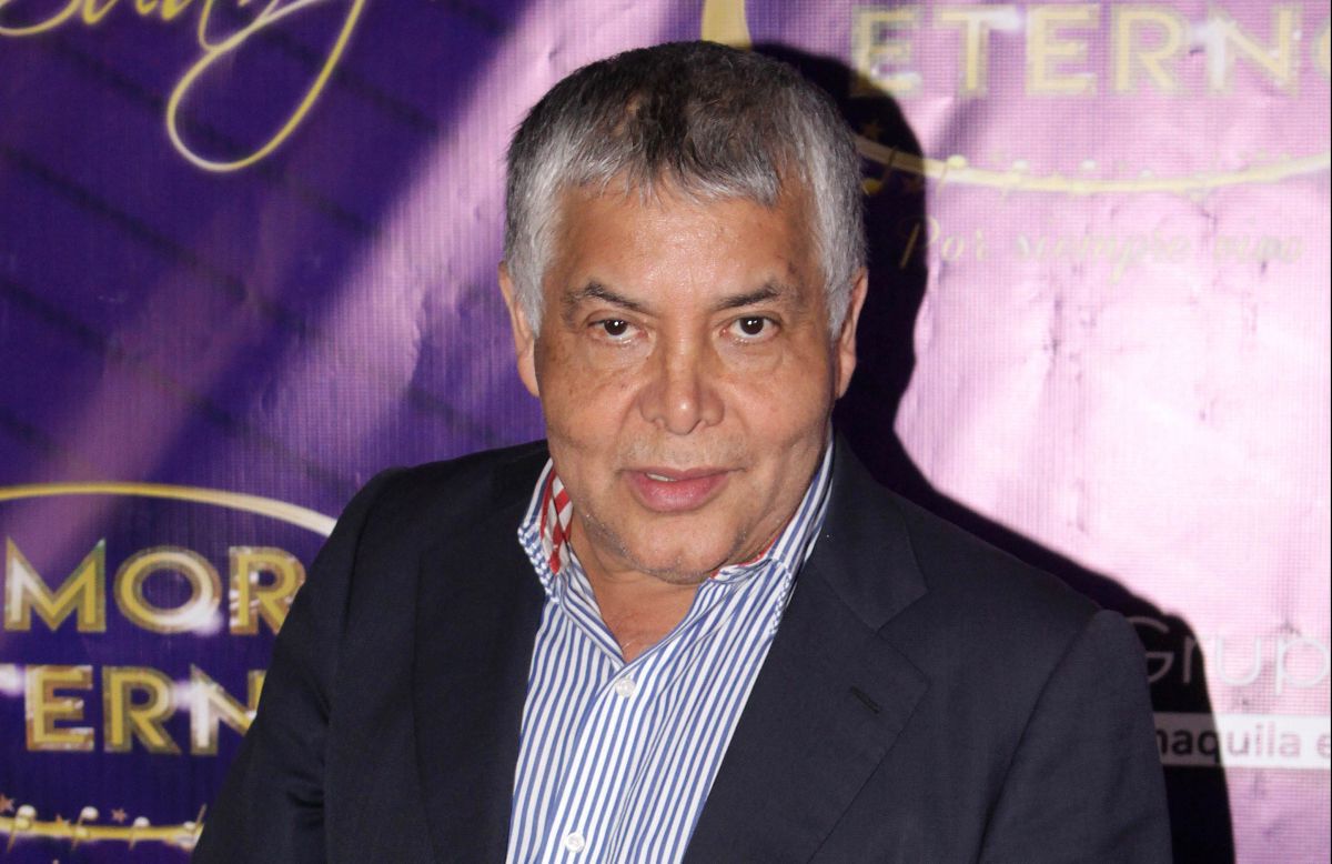 Famoso diseñador le pide perdón a Verónica Castro entre lágrimas ...