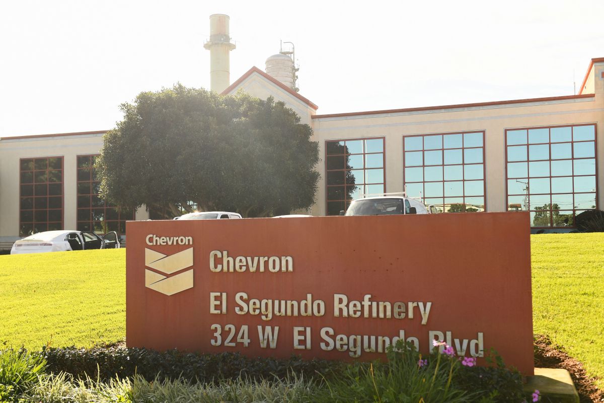Incendio estalla en la Refinería Chevron en El Segundo, en el Condado ...