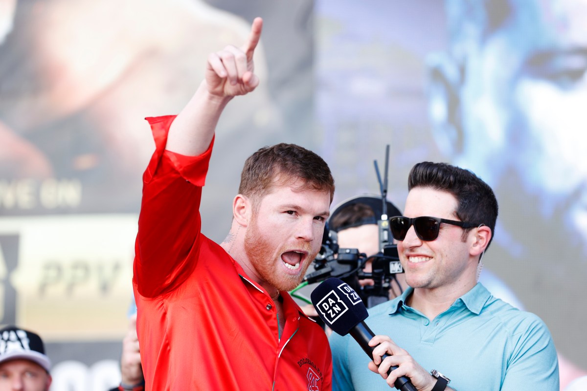 Canelo Álvarez mostró cómo le quedó la mano tras su cirugía - La Opinión