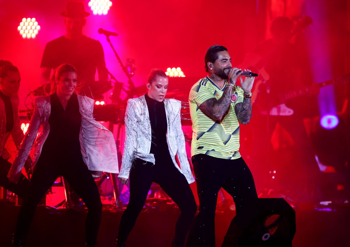 Maluma inauguró el Fan Festival de Qatar 2022 en medio de fuerte ...