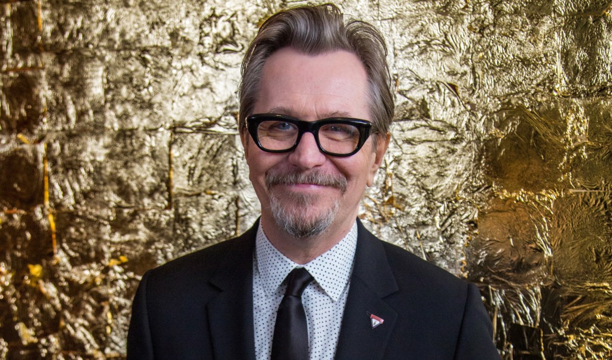 Gary Oldman revela que su alcoholismo era tal, que llegó a tomar hasta ...