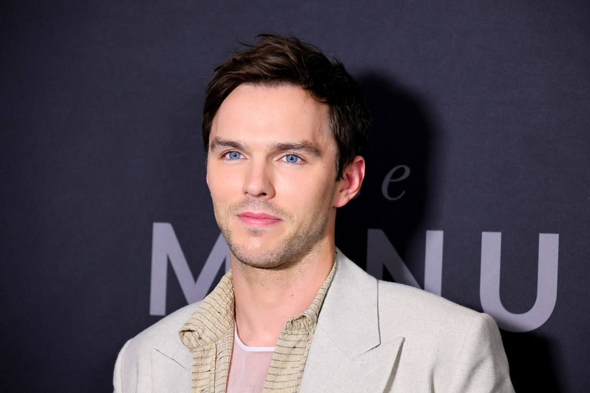 El actor británico Nicholas Hoult llega a los 33 años protagonizando ...