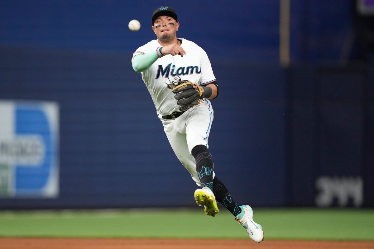 Los Ángeles Dodgers firmaron al shortstop venezolano Miguel Rojas - La ...