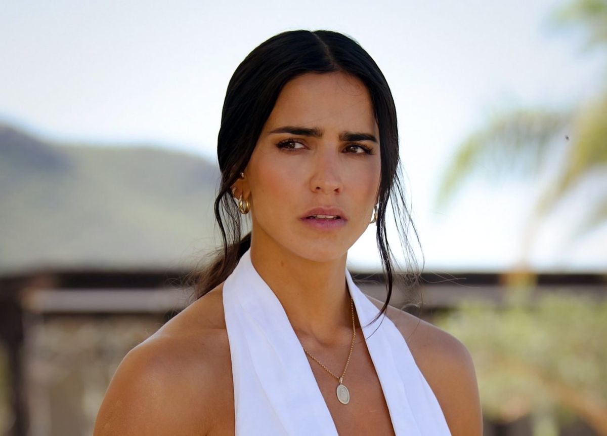 Bárbara De Regil Expone Su Torneada Figura Mientras Entrena Con Mini Short Blanco La Opinión
