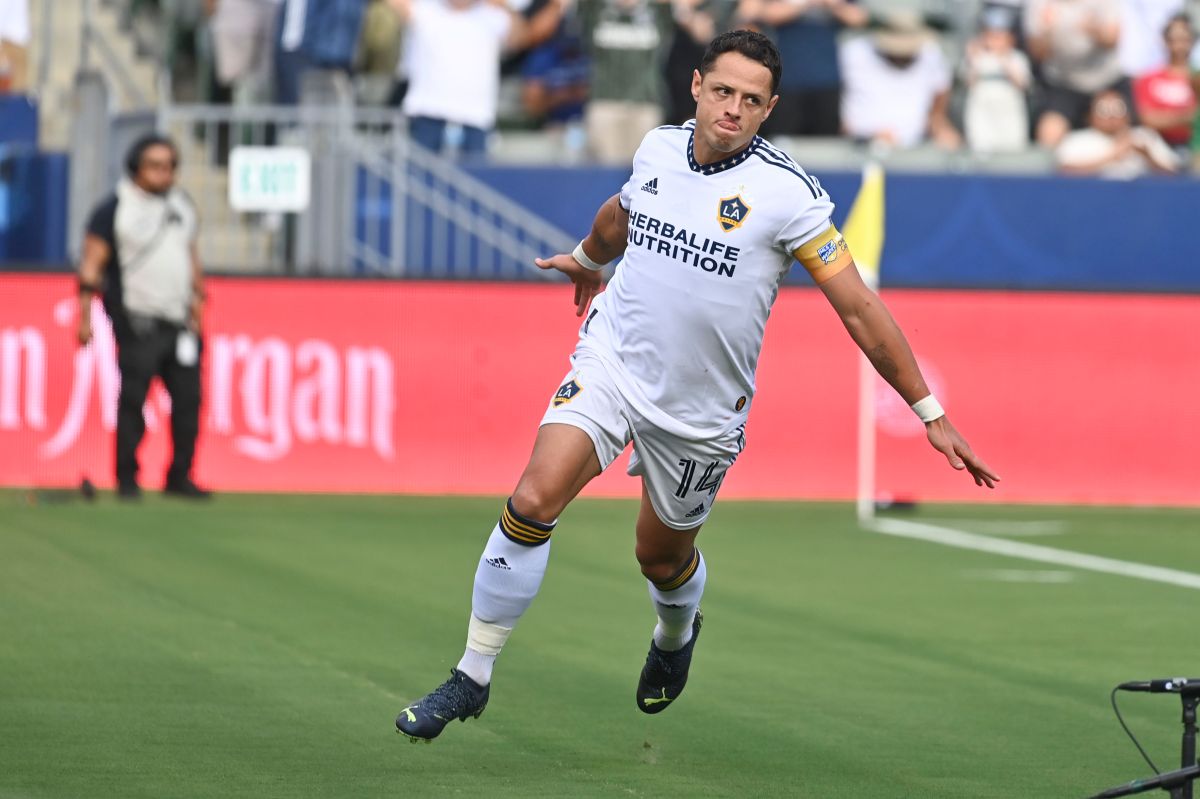 Chicharito Hernández confiesa su deseo de seguir varios años más con el ...