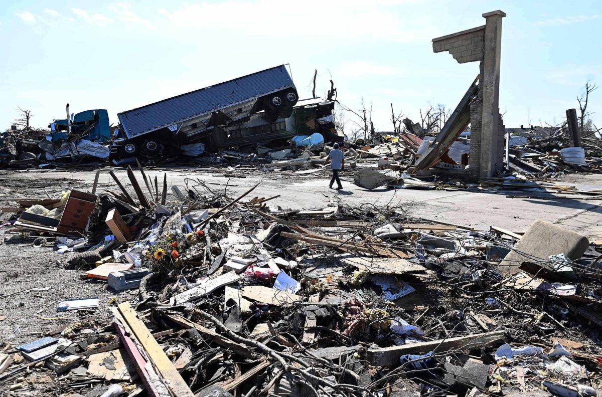 Trabajadores de un restaurante en Mississippi se ocultaron en una ...