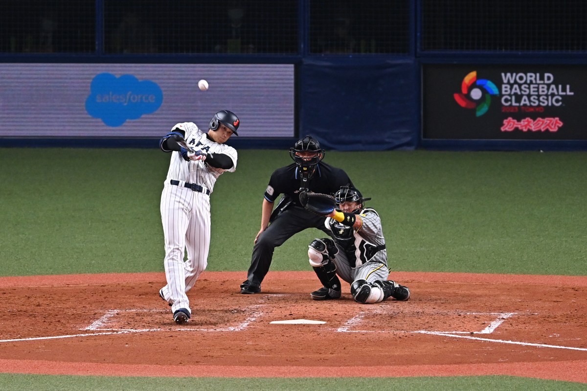 Shohei Ohtani conectó dos gigantescos jonrones en un juego de ...