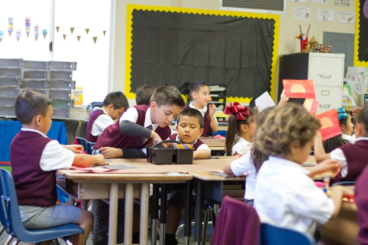 La Academia Moderna imparte educación reconocida mundialmente - La Opinión