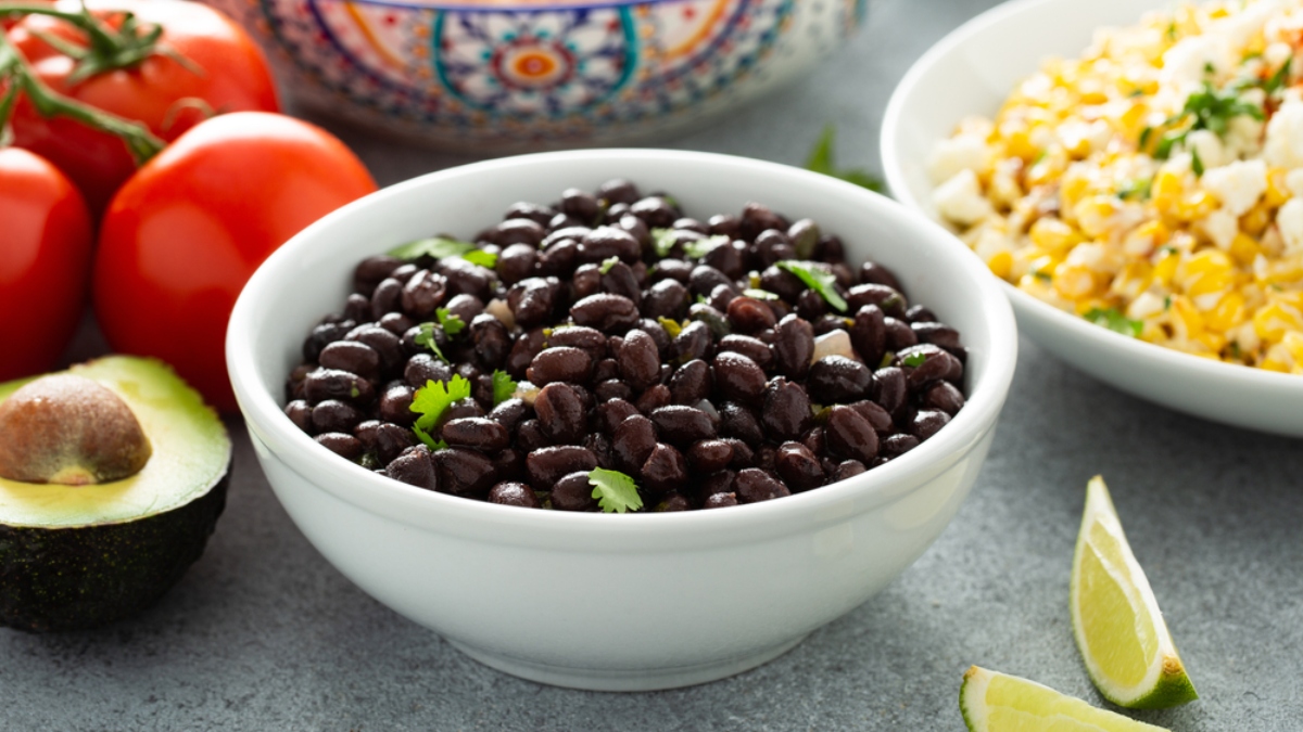 Los frijoles negros son un elemento indispensable en tu alacena: por ...