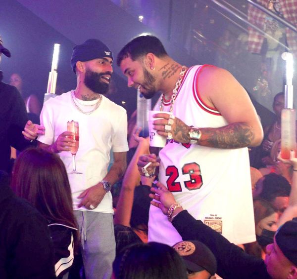 Arcangel y Anuel AA llegan a Los Ángeles con sus respectivas giras - La ...