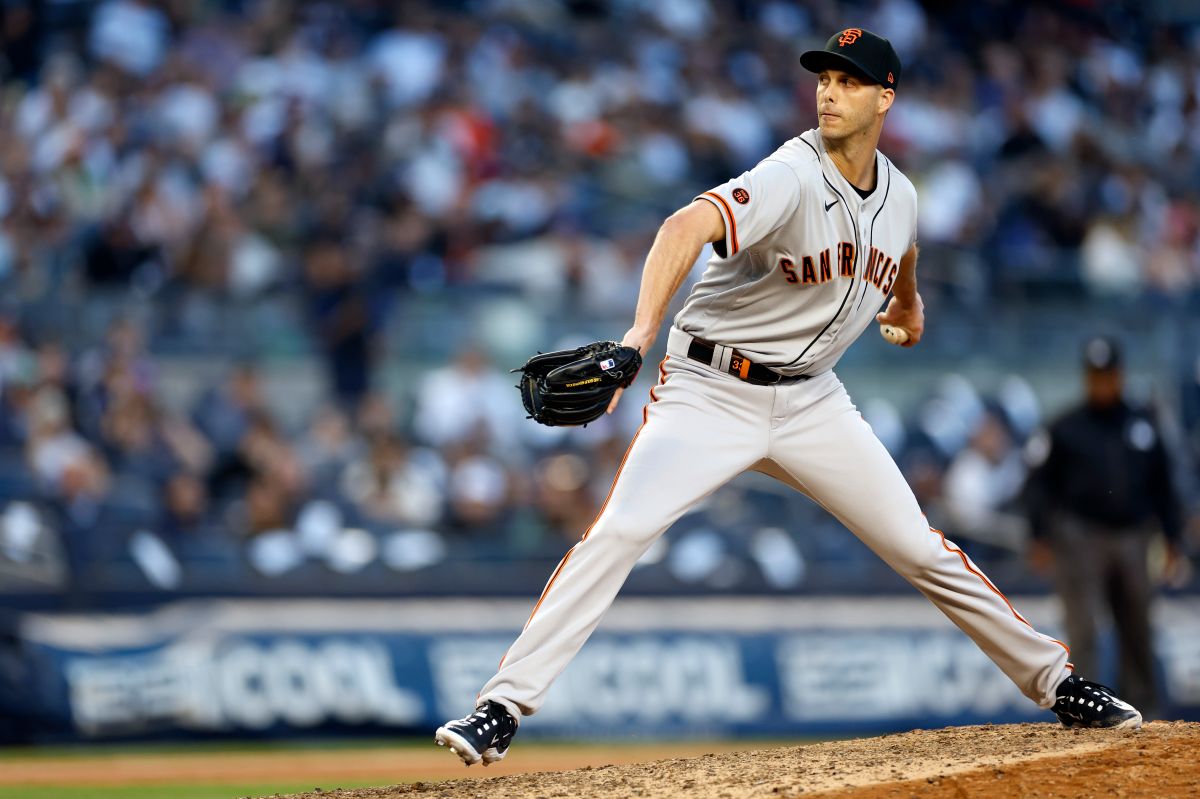 Pitcher de San Francisco Giants se hizo viral por lanzar su guante a la ...
