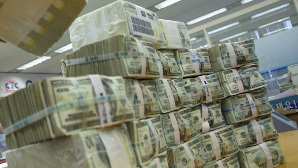 Un exagente de la DEA detalló la forma en que el narco mueve el dinero ...