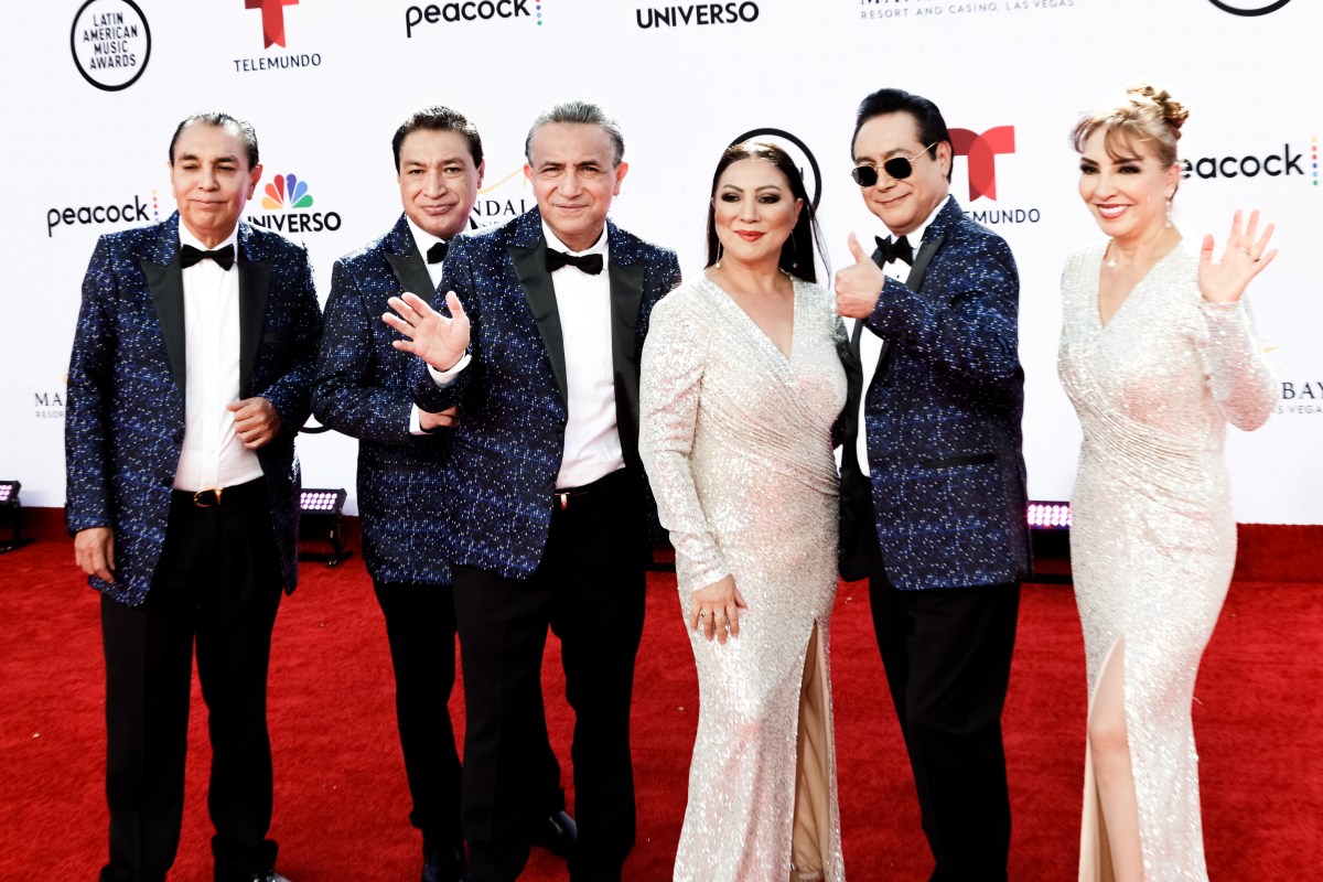 Los Ángeles Azules girarán por EE.UU. y tendrán a Cazzu en el "Cumbia ...