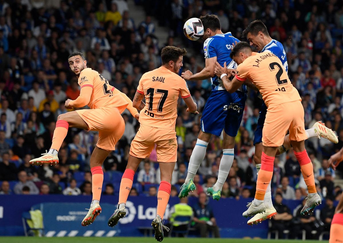 El mexicano César Montes anotó en la remontada del Espanyol ante el ... El mexicano César Montes anotó en la remontada del Espanyol ante el ...