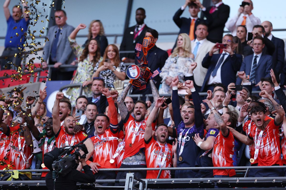 Luton Town, el equipo que jugará por primera vez la Premier League y ...