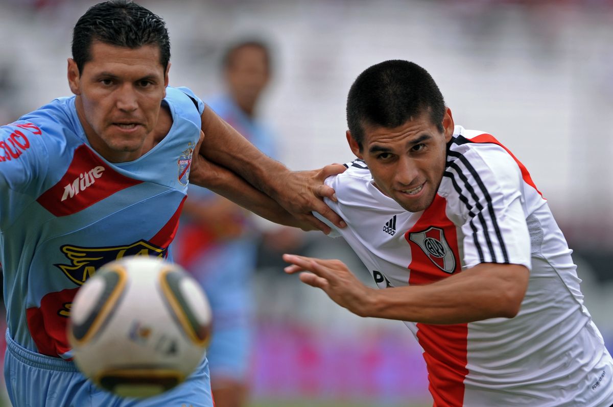 Fallece el argentino Javier Yacuzzi, técnico auxiliar de Gallos de ...