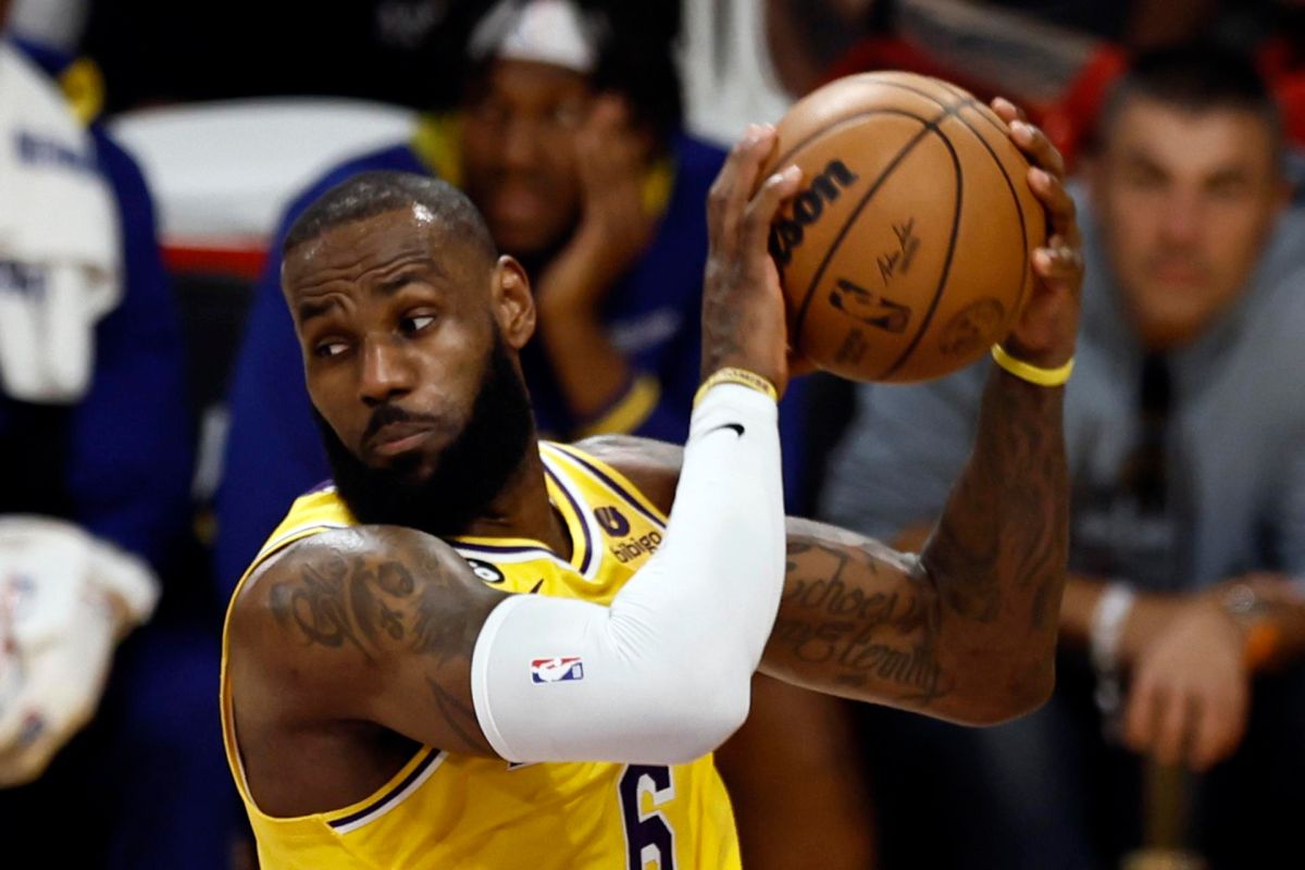 LeBron James deja muy atrás a Michael Jordan en una importante ...
