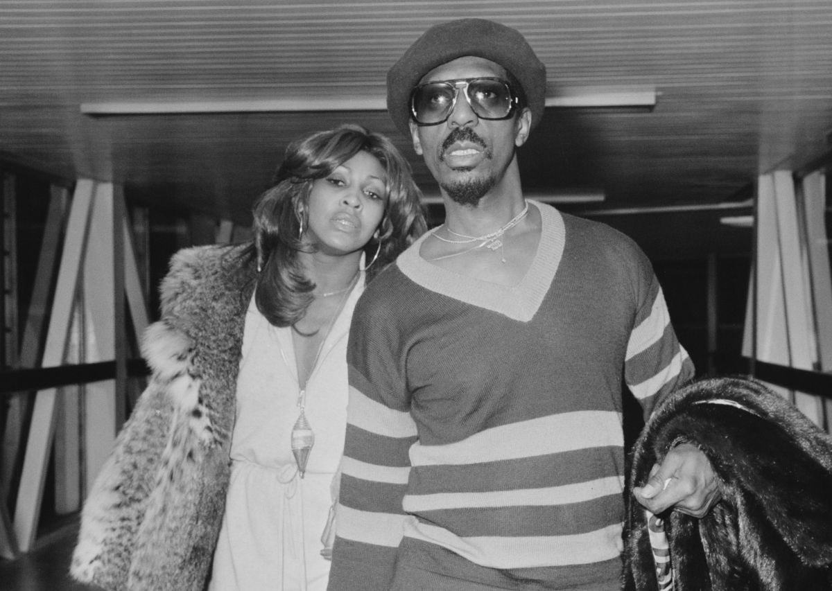 Tina Turner sufrió el abandono de su mamá y el abuso de Ike Turner ...