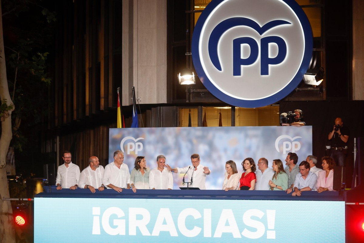 Partido Popular gana elecciones generales de España, pero no alcanza ...