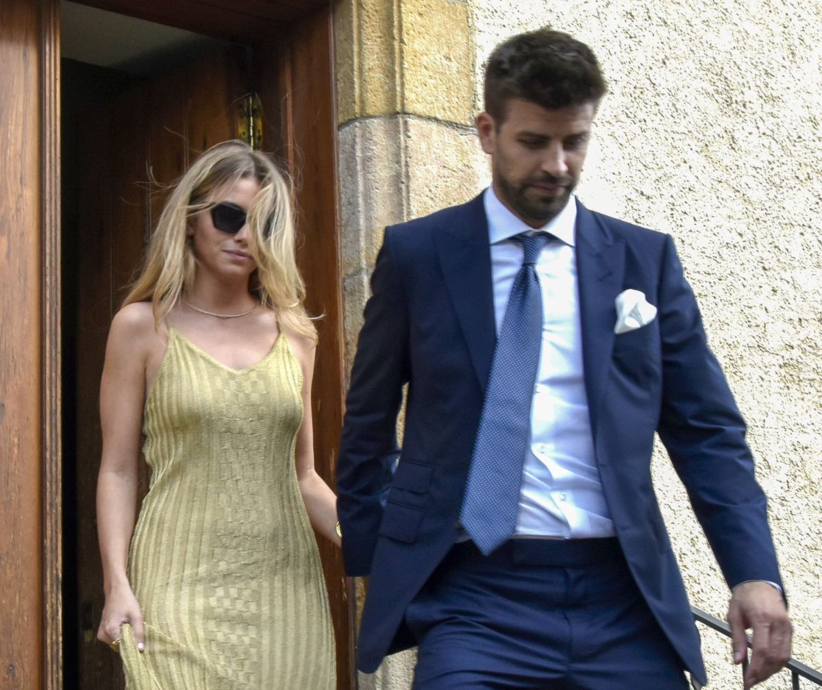 Clara Chía luce bikinazo en sus vacaciones junto a Gerard Piqué y ...