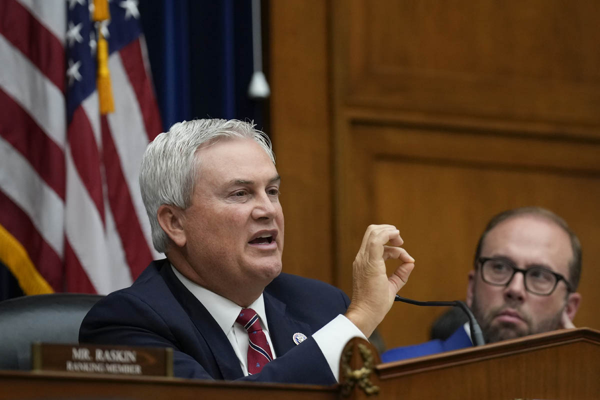 James Comer advirtió que existen más registros bancarios que vinculan a ...