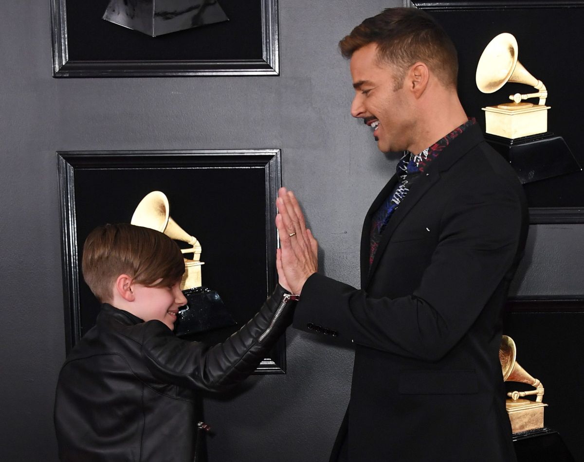 En medio de divorcio, Ricky Martin presume lo grande que están sus ...