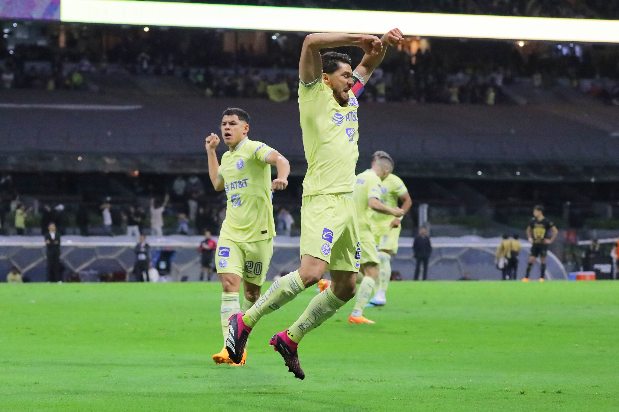 Henry Martín se recupera para reaparecer con el América frente a Chivas ...