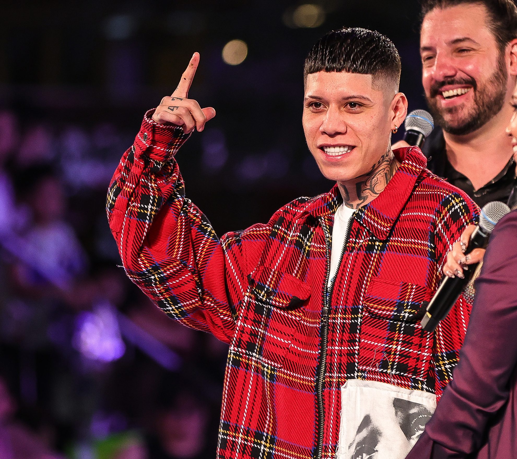 Santa Fe Klan abrirá pelea de Canelo Álvarez - La Opinión