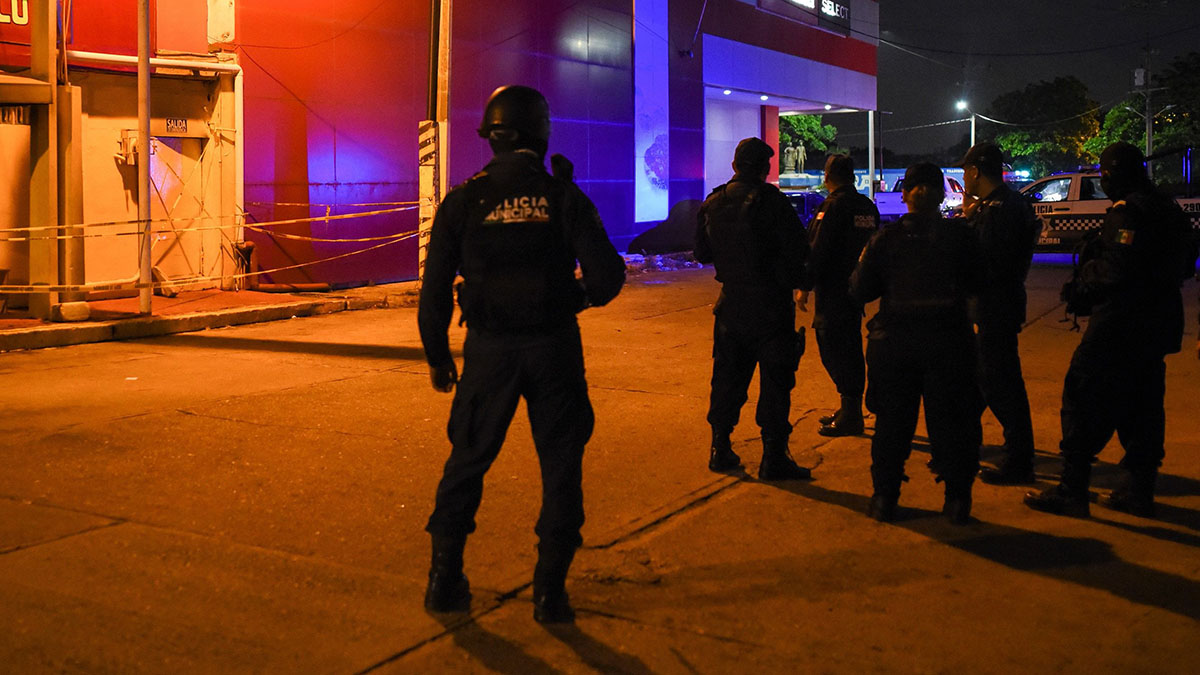 Ataque armado a clientes de un bar en México deja cuatro muertos - La ...
